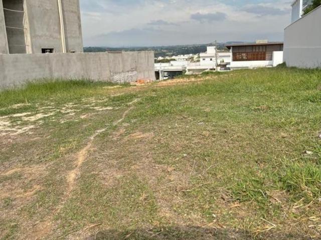 Venda de Terreno em Condomínio de Luxo Lote 525m² Plano em Jardim dos Lagos, Indaiatuba SP. Aprove