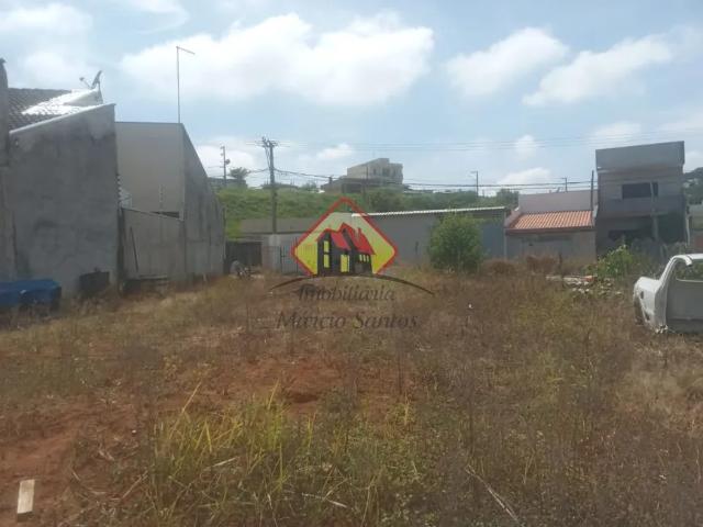 Venda de Terreno / Padrão na cidade de Taubaté