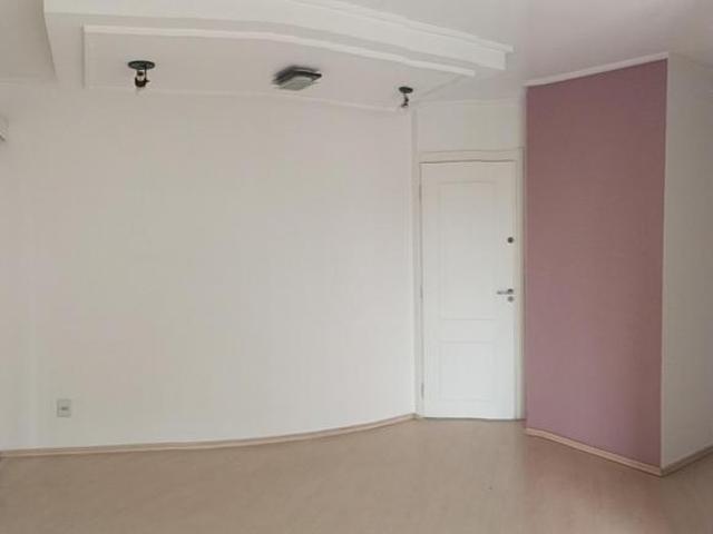 Venda de Apartamento, 60 m2, Chácara Inglesa, 01 vaga, 02 dormitórios com armários sendo 01 suíte