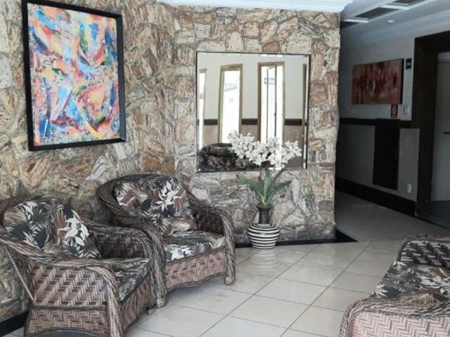 Venda de Apartamento 1 Dormitório Mobiliado, Ótima Localização em Vila Tupi Praia Grande SP