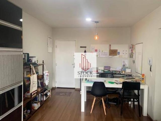 Venda de apartamento com 3 dormitórios, 1 suite, 2 vagas Saúde