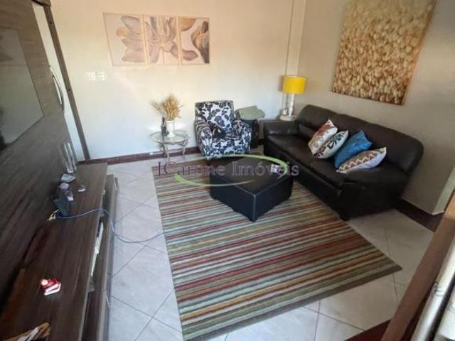 Venda de apartamento com 3 quartos e vaga demarcada no bairro do Embaré em Santos / SP