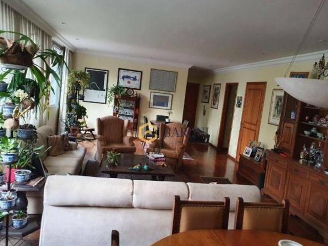 Venda de Apartamento com 189m² três dormitórios e duas vagas no Itaim Bibi SP