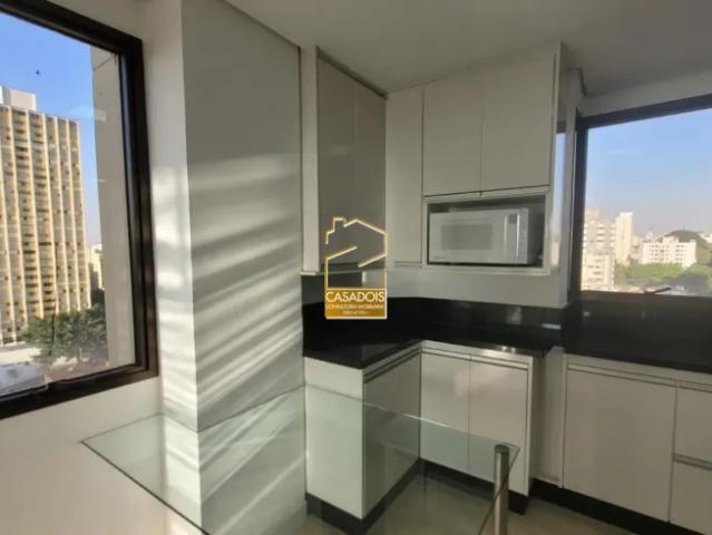 Venda de Apartamento Dúplex de 210m² AU, 2 Suítes, 3 Vagas em Perdizes