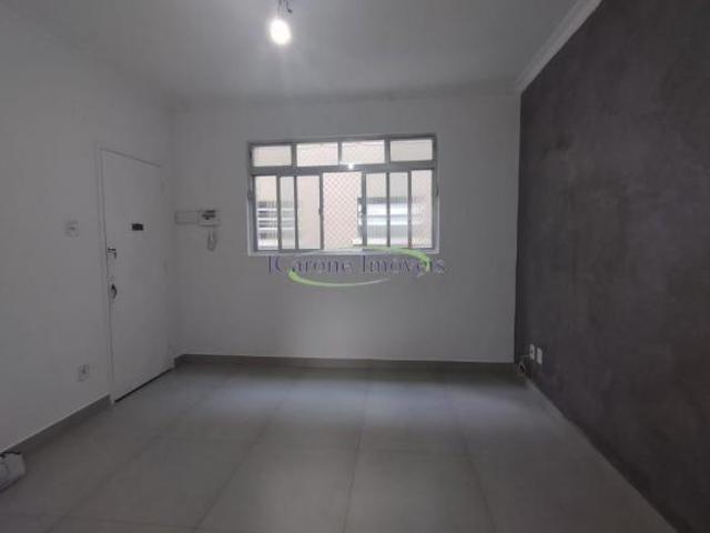 Venda de apartamento de 2 Dormitórios no Embaré 1º Andar, Bem Localizado e Próximo a Comércios em