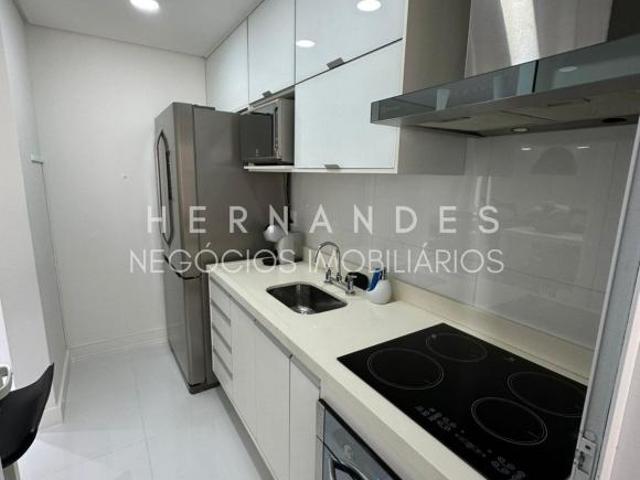Venda de Apartamento de 2 Quartos em Alphaville, 65m², 1 suíte, 2 banheiros, 1 vaga