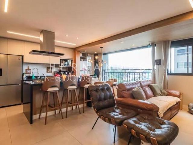 Venda de Apartamento de 2 Quartos em Alphaville: 1 Suíte, 2 Banheiros, 2 Vagas