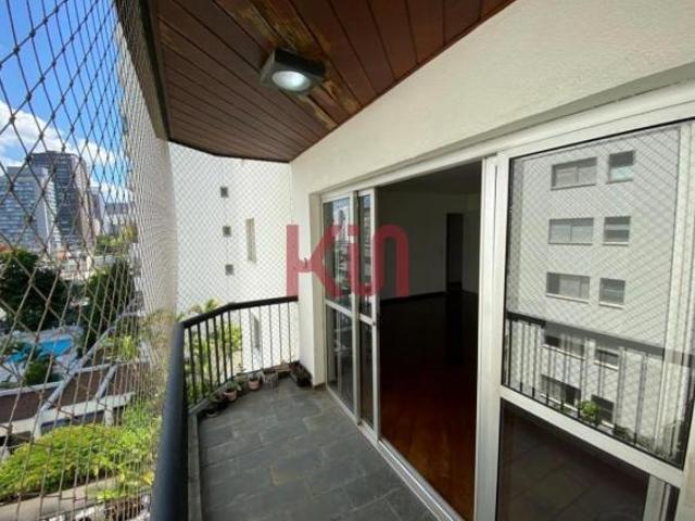 Venda de Apartamento de Luxo na Vila Clementino: 4 Quartos, 2 Suítes, 4 Banheiros, 2 Vagas de Garage