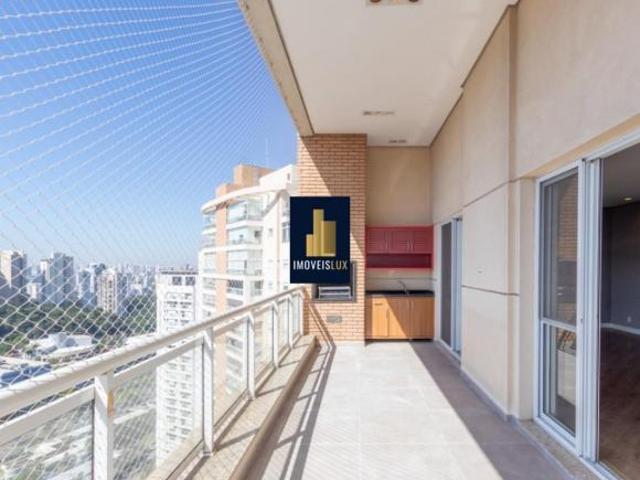 Venda de Apartamento de Luxo na Vila Andrade, São Paulo, com 4 Quartos e 3 Suítes Imperdível!