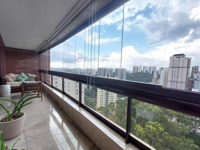 Venda de Apartamento de Luxo na Vila Suzana, São Paulo SP: 4 Quartos, 4 Suítes, 6 Banheiros, 4 Vagas