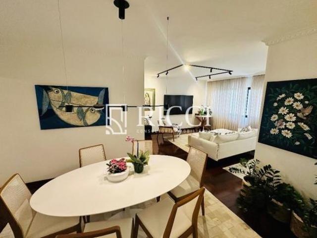 Venda de Apartamento de Luxo em Santos SP: 3 Quartos, 3 Suítes e 120m² na Aparecida!