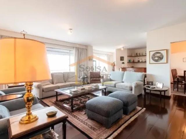 Venda de Apartamento em São Paulo SP, bairro Vila Pompéia com 175m² Área Const. E 175m² Área Terreno