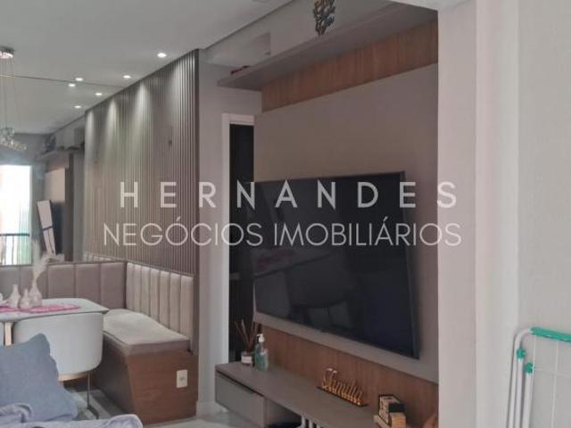 Venda de Apartamento Impecável em Alphaville Empresarial, Barueri SP: 2 quartos, 2 salas, 1 banheiro