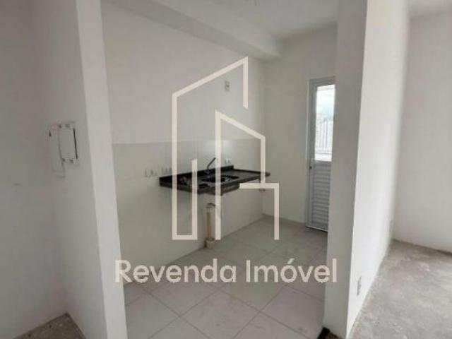 Venda de Apartamento no Condomínio Villa Sao Paulo Familly Club de 2 Quartos com