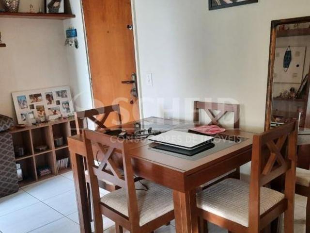 Venda de Apartamento no Jardim Marajoara com 2 suítes