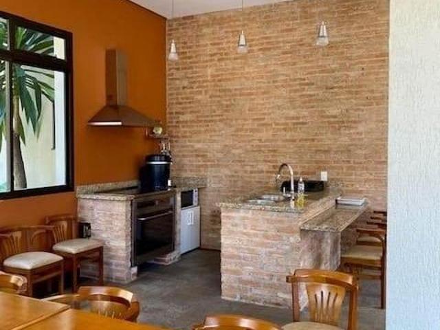 VENDA de apartamento no Morumbi com 3 dormitórios sendo 1 suíte, 2 banheiros, 3 vagas, com piscina n