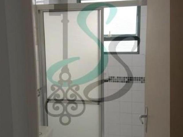 Venda de apartamento no Recanto do Sol I, Campinas. 2 dormitórios, sala, cozinha com armários, lava