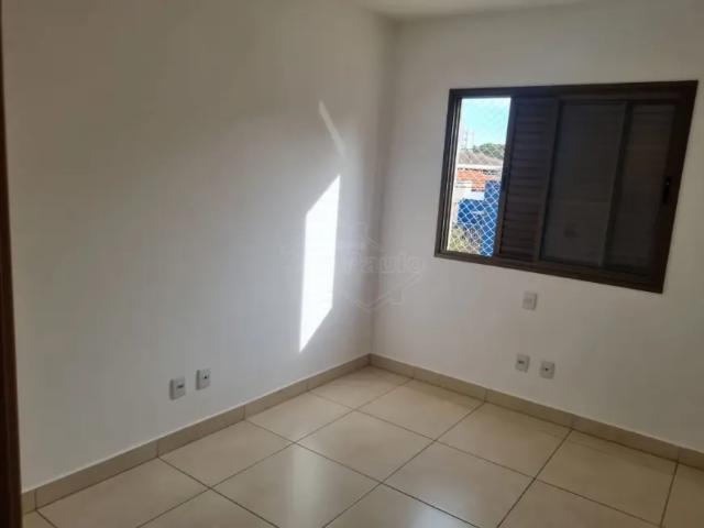 Venda de Apartamentos / Padrão na cidade de Araraquara