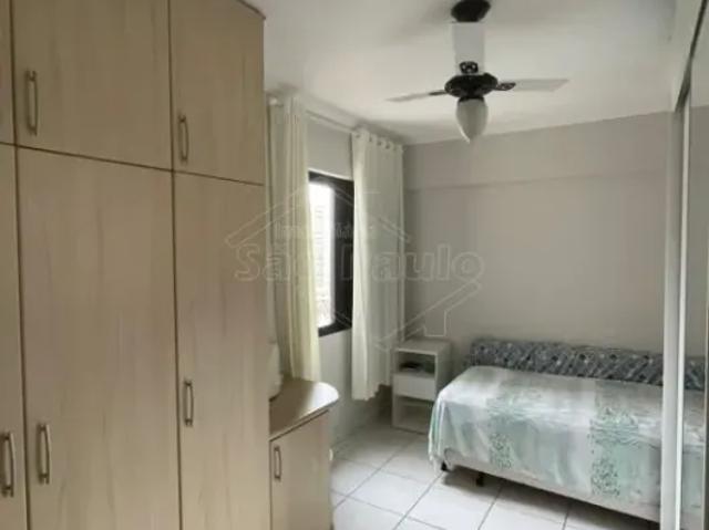 Venda de Apartamentos / Padrão na cidade de Praia Grande
