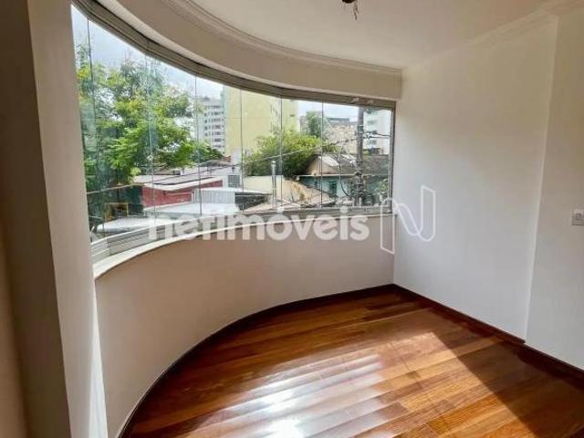 Venda de Apto no Santo Antônio / todo reformado / 01 por andar