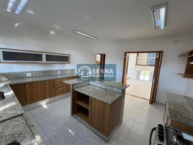 Venda de Casa no Condomínio Residencial dos Lagos ? 4 Suítes, Piscina e Escritório com Ar Condiciona