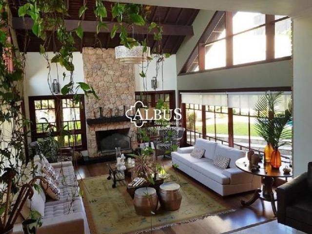 Venda de casa com 4 dormitórios 450m² na Morada dos Pinheiros Santana de Parnaíba SP