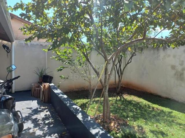 Venda de Casa com 02 dormitórios no bairro Jardim Santo Antônio