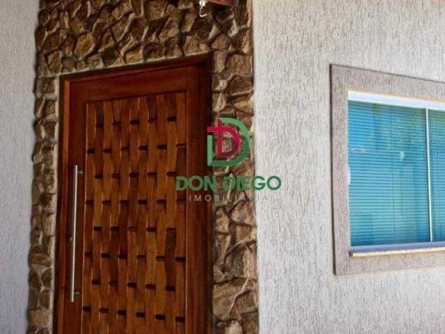 Venda de casa com Piscina no Residencial Abussafe em Londrina/PR
