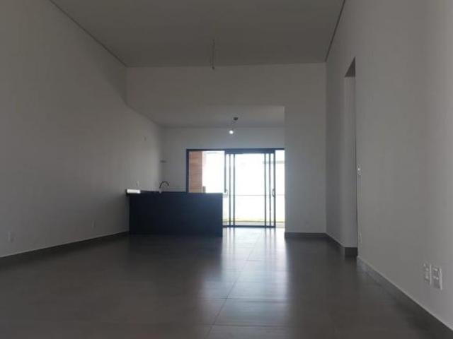 VENDA DE CASA CONDOMINIO FECHADO