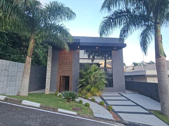 Venda de Casa em Condomínio com 3 Suítes no Residencial Arujá Ville, Arujá SP