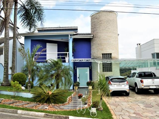 Venda de casa em Condomínio Arujá Hills III em Arujá SP!