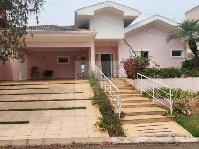 Venda de Casa em Condomínio de Luxo em Vinhedo SP, 2 Suítes, 2 Salas, 255m², Centro Imperdível!