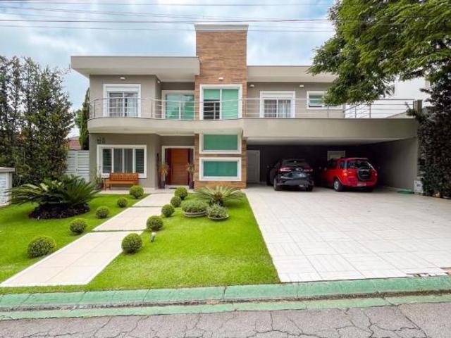 Venda de Casa em Condomínio de Luxo em Alphaville, Santana de Parnaíba SP: 4 Quartos, 4 Suítes, 3 Sa