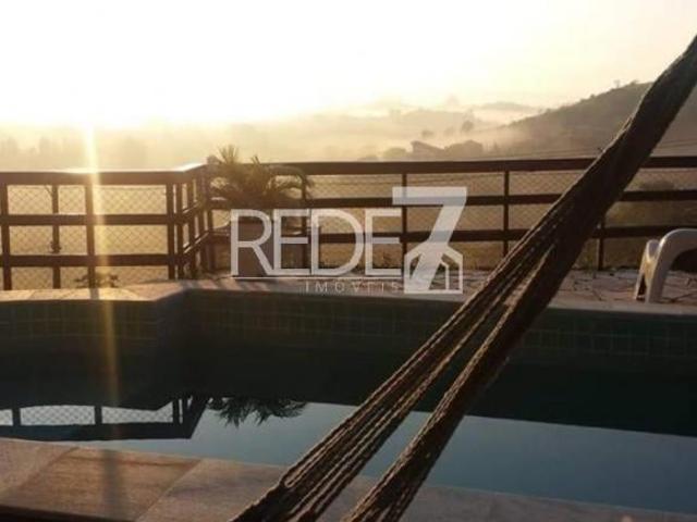 Venda de Casa em Condomínio de Luxo em Campinas SP, 3 Quartos, 2 Suítes, 4 Banheiros, 3 Vagas de Gar