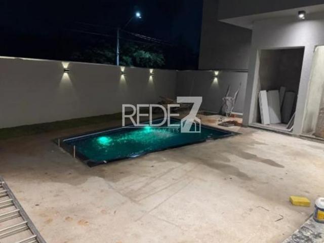 Venda de Casa em Condomínio de Luxo em Paulínia SP 3 quartos, 3 suítes, 2 salas, 4 banheiros, 2 va