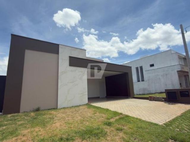 Venda de Casa em Condomínio de Luxo em Piracicaba SP: 3 Quartos, 3 Suítes, 4 Vagas Loteamento Vill