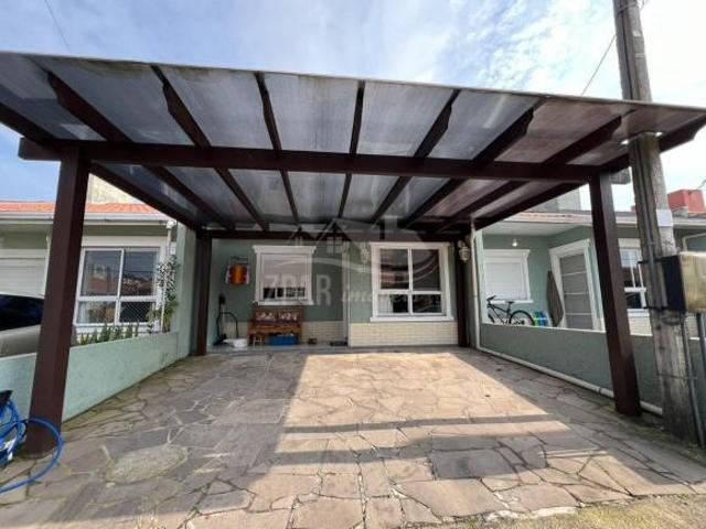 Venda de Casa em Condomínio de Luxo na Hípica, Porto Alegre RS: 2 Quartos, 2 Vagas, 102m² de Área Pr