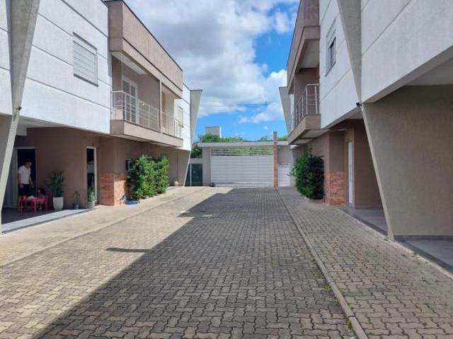 Venda de Casa em Condomínio Semimobiliada em Canoas Bairro Niterói