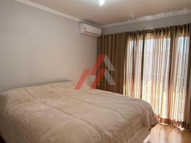 Venda de Casa Espaçosa e Confortável em Toledo PR, Bairro Jardim Gisela: 3 Quartos, 1 Suíte, 2 Salas