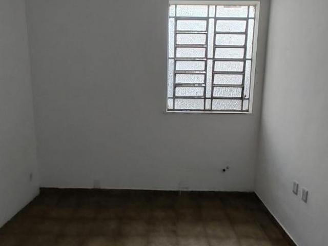 VENDA DE CASA SOBREPOSTA BAIXA COMERCIAL OU RESIDENCIAL DE 190m2 NO BAIRRO DO BO