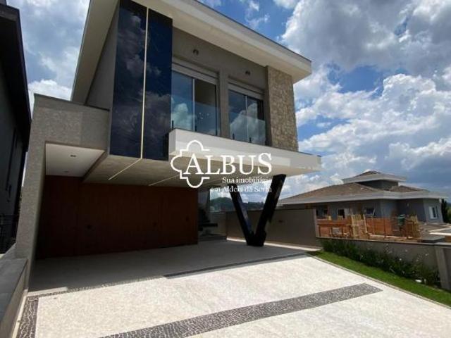 Venda de casa 410m² com 3 suítes por 2.650.000,00 no Residencial New Ville, Santana de Parnaíba SP