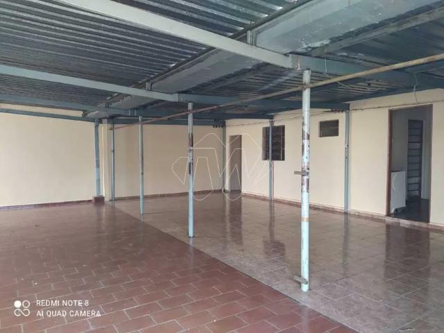 Venda de Casas / Comercial na cidade de Araraquara