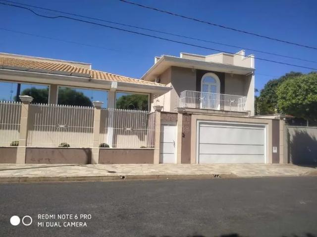 Venda de Casas / Comercial na cidade de Araraquara
