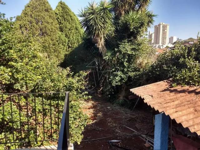 Venda de Casas / Comercial na cidade de Araraquara