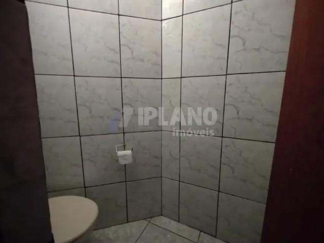 Venda de Casas / Comercial na cidade de São Carlos