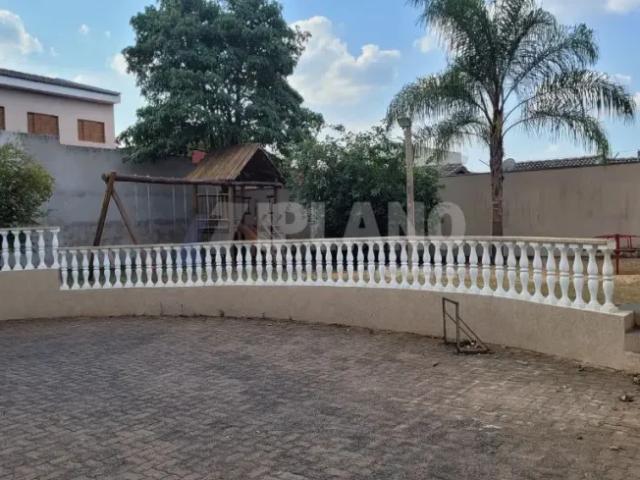 Venda de Casas / Condomínio na cidade de São Carlos