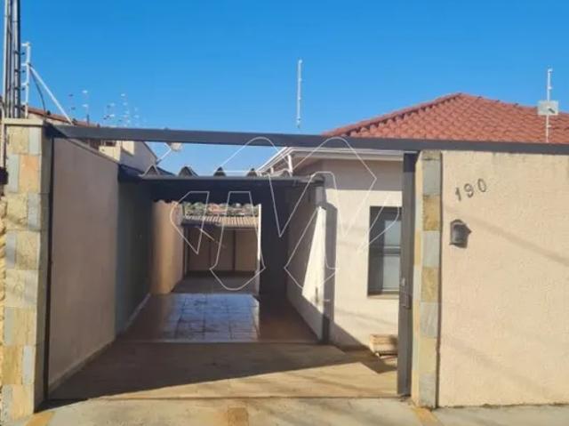 Venda de Casas / Padrão na cidade de Araraquara