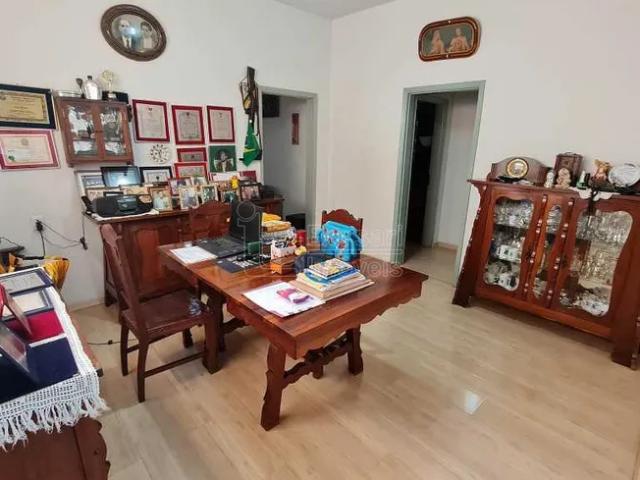 Venda de Casas / Padrão na cidade de Araraquara