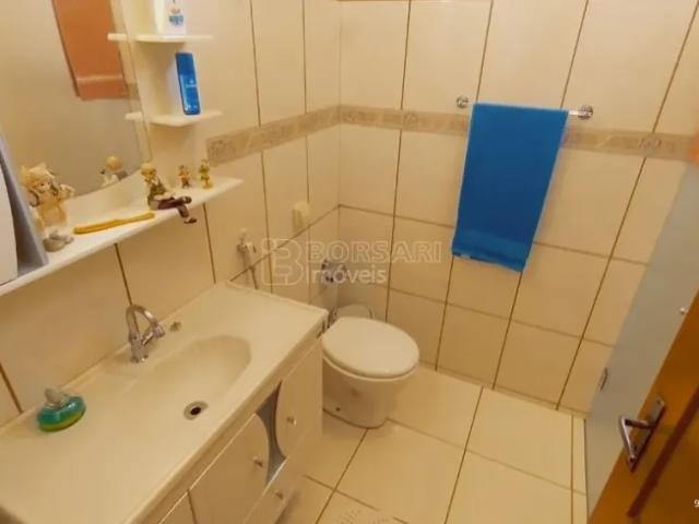 Venda de Casas / Padrão na cidade de Araraquara
