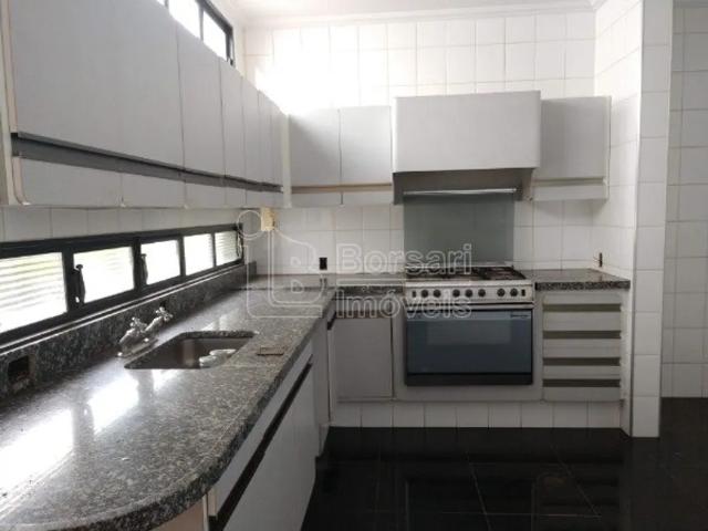 Venda de Casas / Padrão na cidade de Araraquara